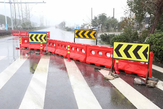 Traffic Safety Barrier Plastic Water Filled Road Barrier Plastic Safety ...